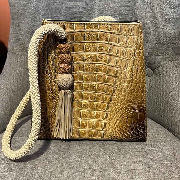 Sondra Roberts | Bags | Vintage Faux Crocodile Sondra Roberts Purse ...